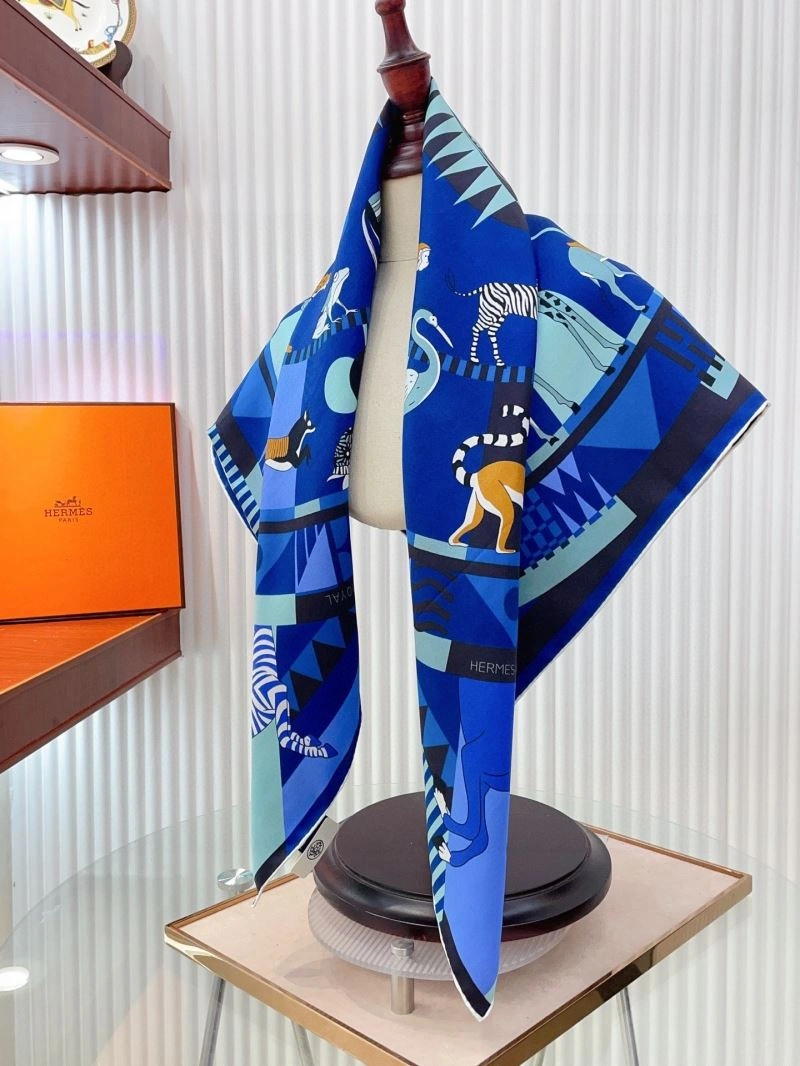 Value-priced Hermes Scarf