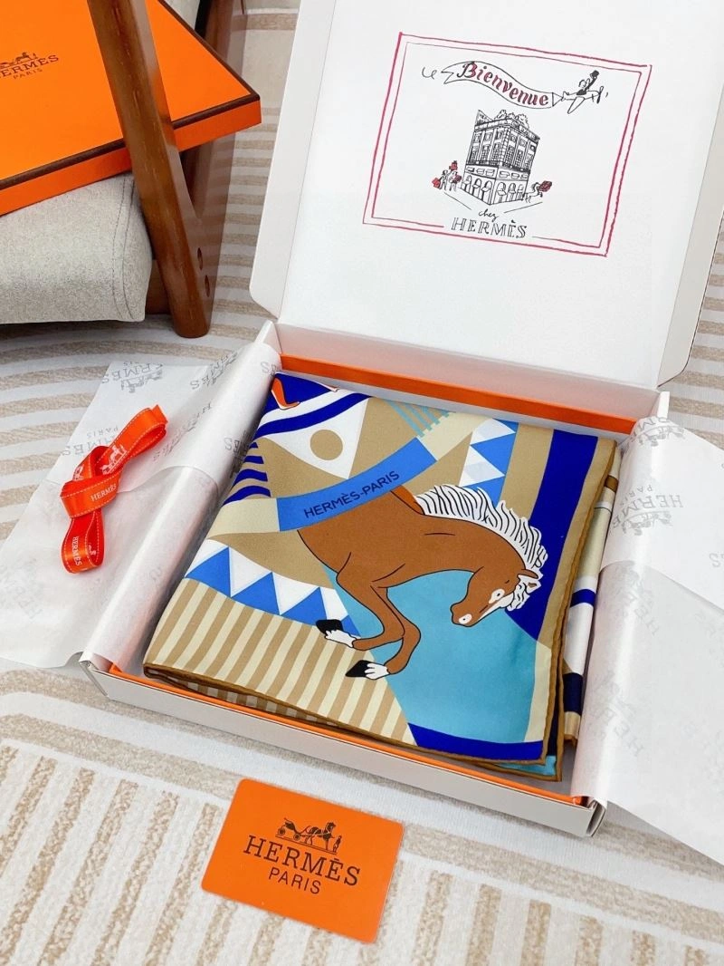 Low-cost Hermes Scarf