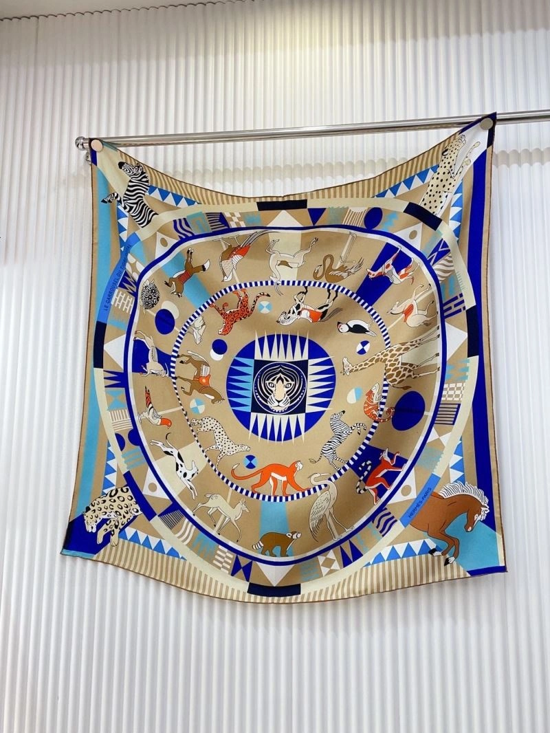 Low-cost Hermes Scarf
