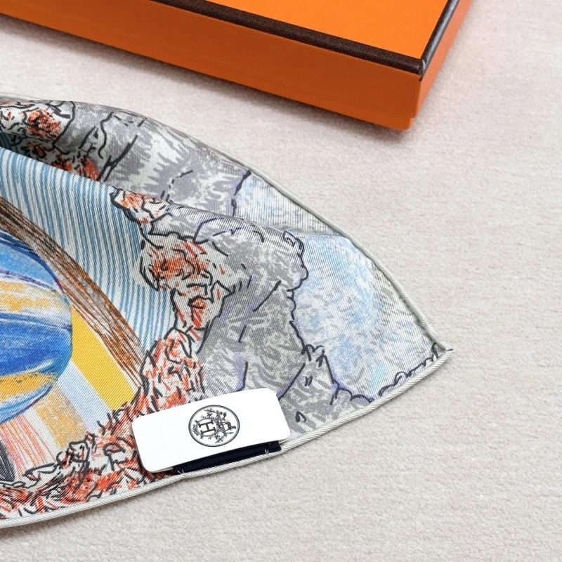 Accurate model Hermes Scarf