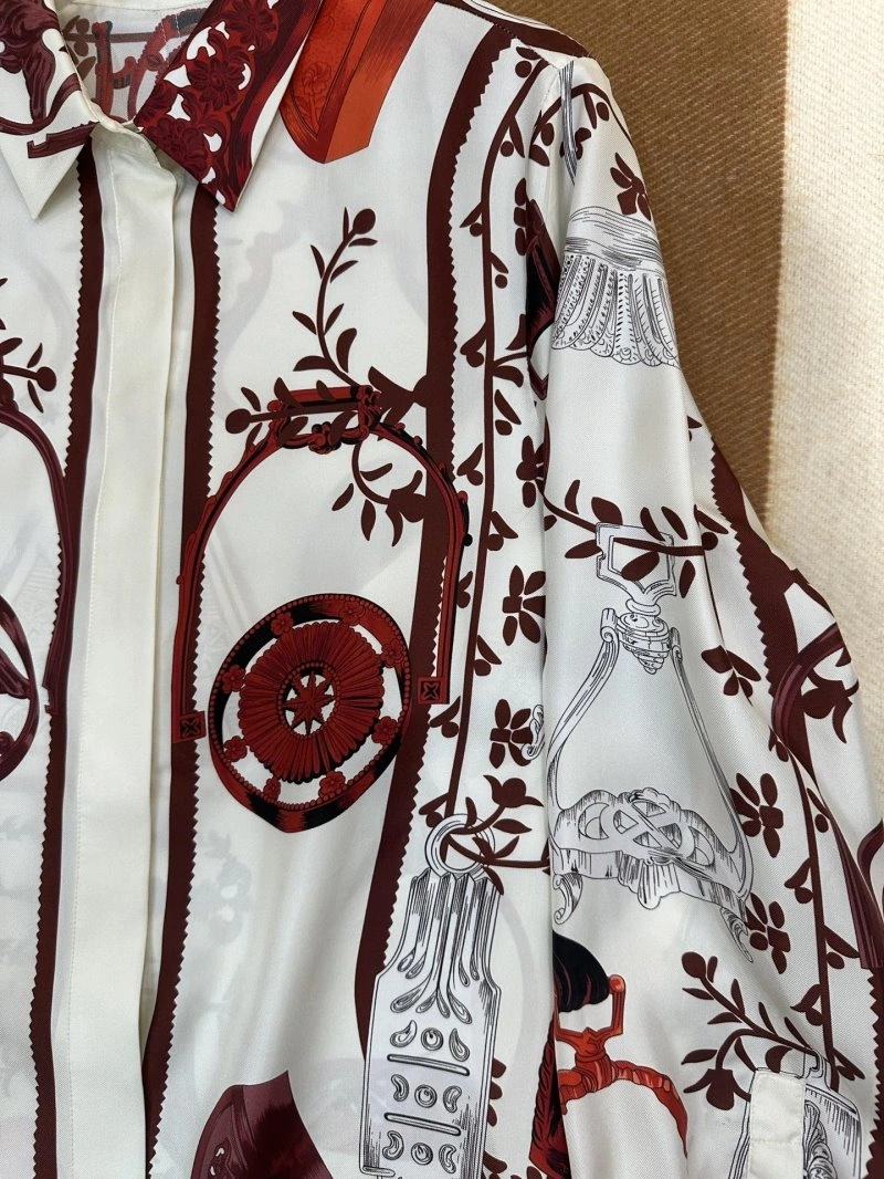 Indistinguishable Hermes Shirts