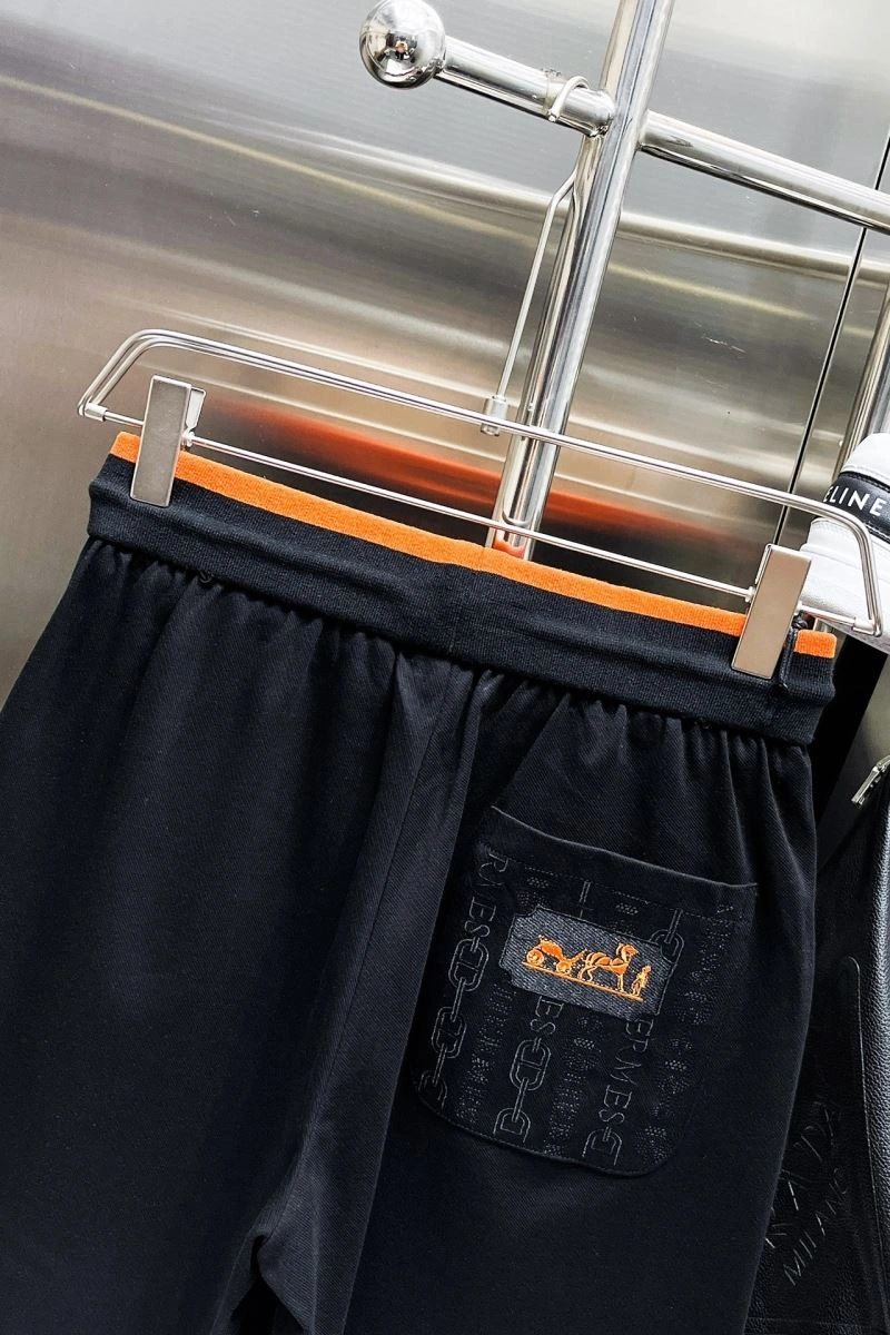 Value-priced Hermes Short Pants