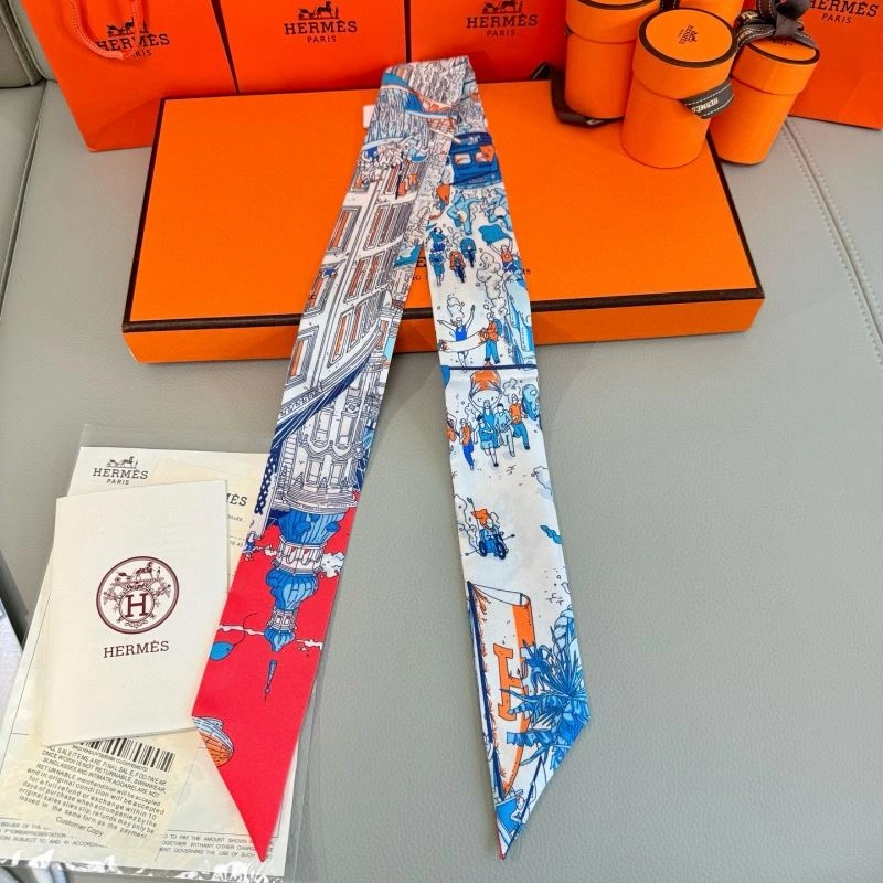 Exact replica Hermes Silk