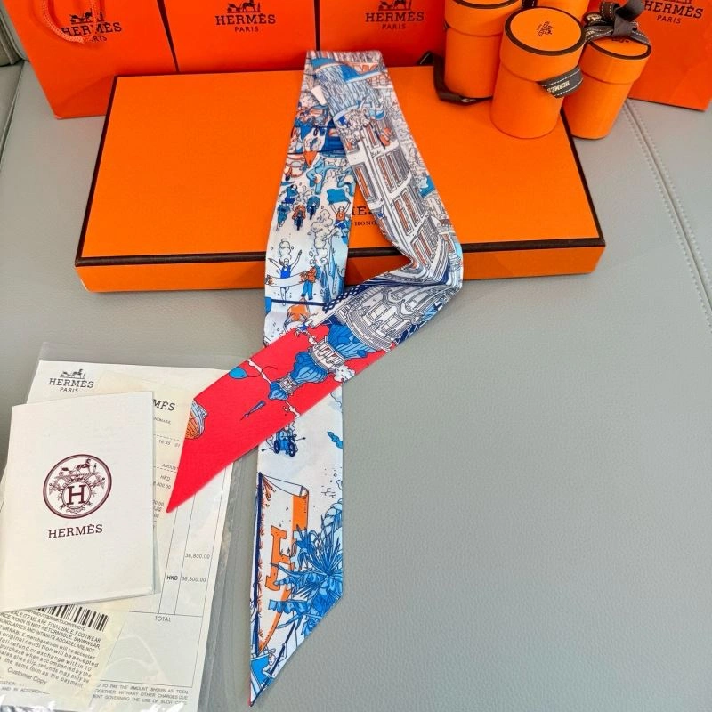 Exact replica Hermes Silk