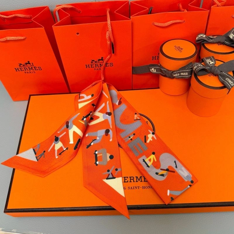 Precise copy Hermes Silk
