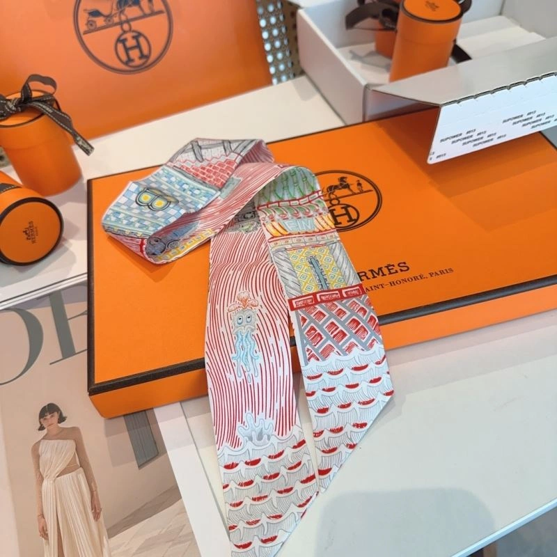 Precise copy Hermes Silk