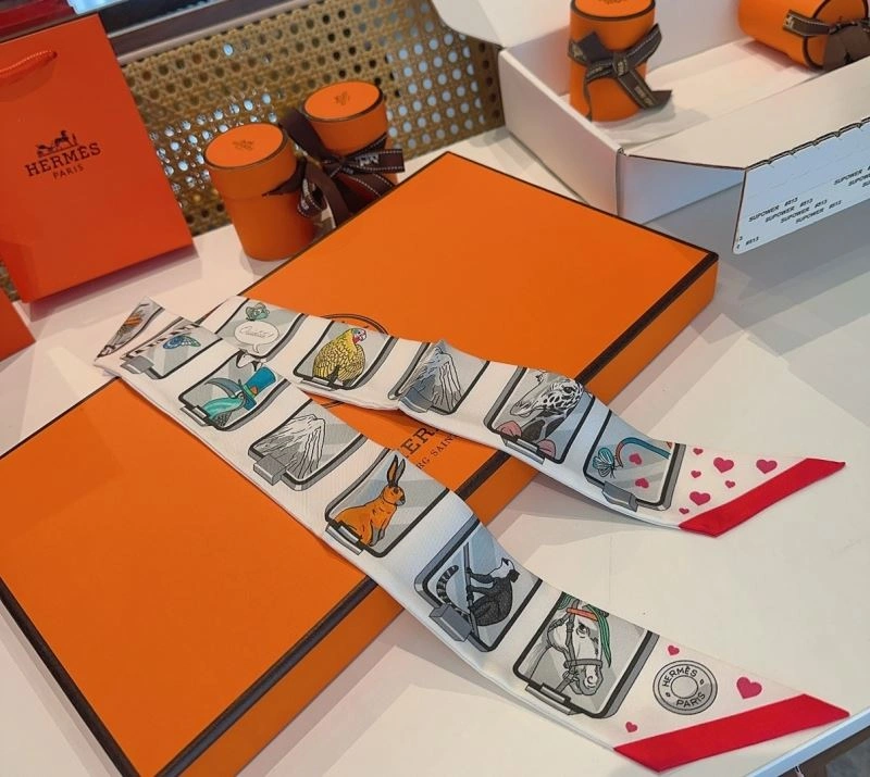 Value-priced Hermes Silk