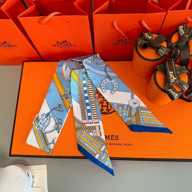 Value-priced Hermes Silk