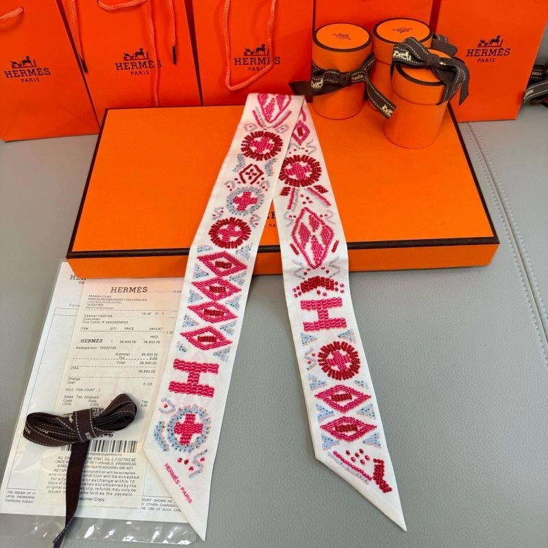Accurate model Hermes Silk