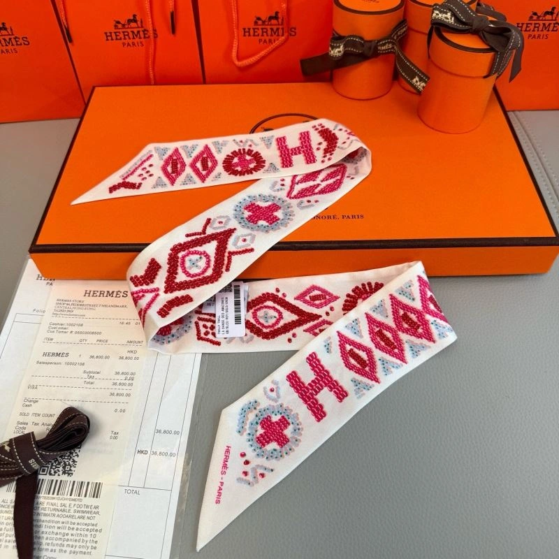 Accurate model Hermes Silk