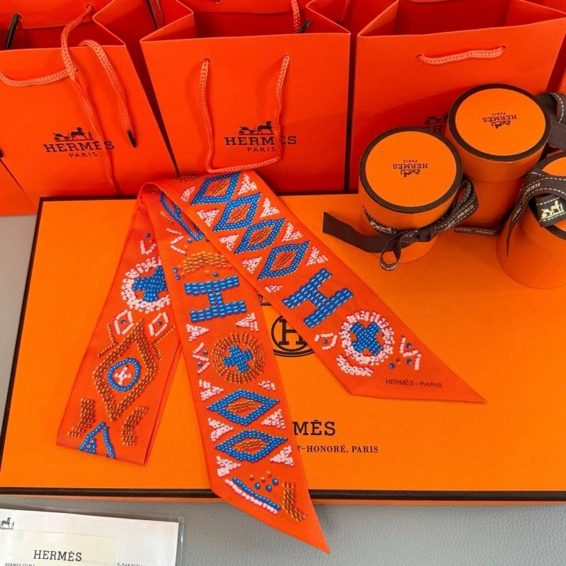 Value-priced Hermes Silk