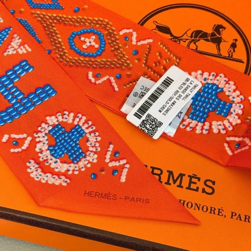 Value-priced Hermes Silk