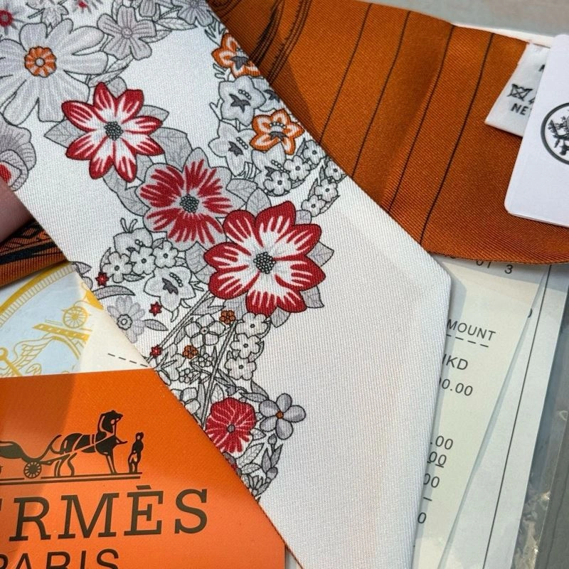 Accurate model Hermes Silk
