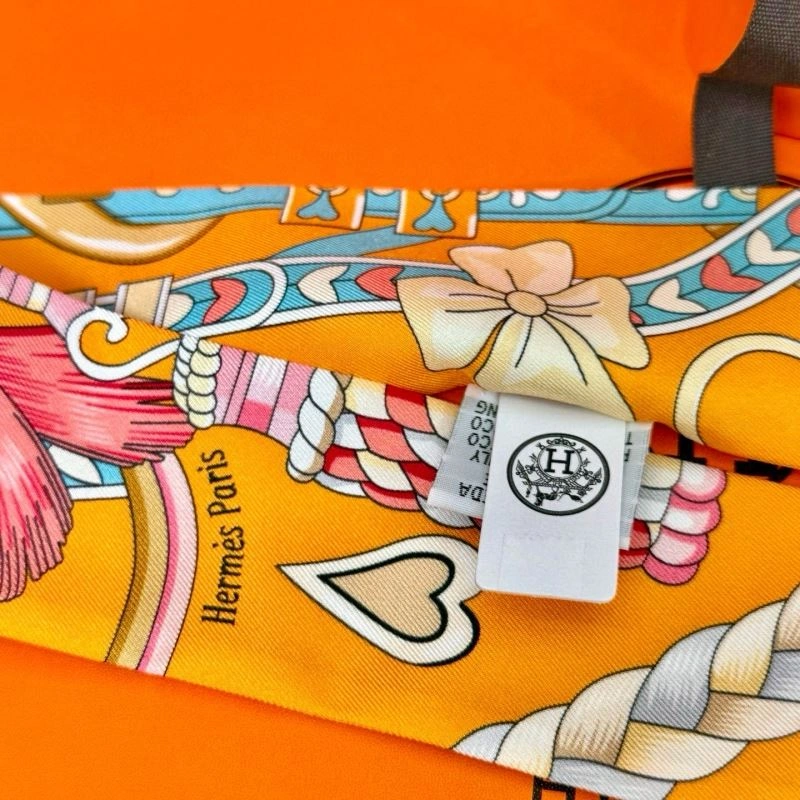 Top mirror Hermes Silk