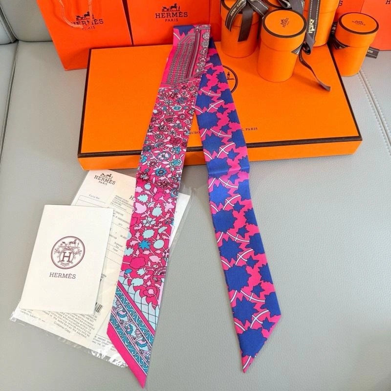 Exact replica Hermes Silk