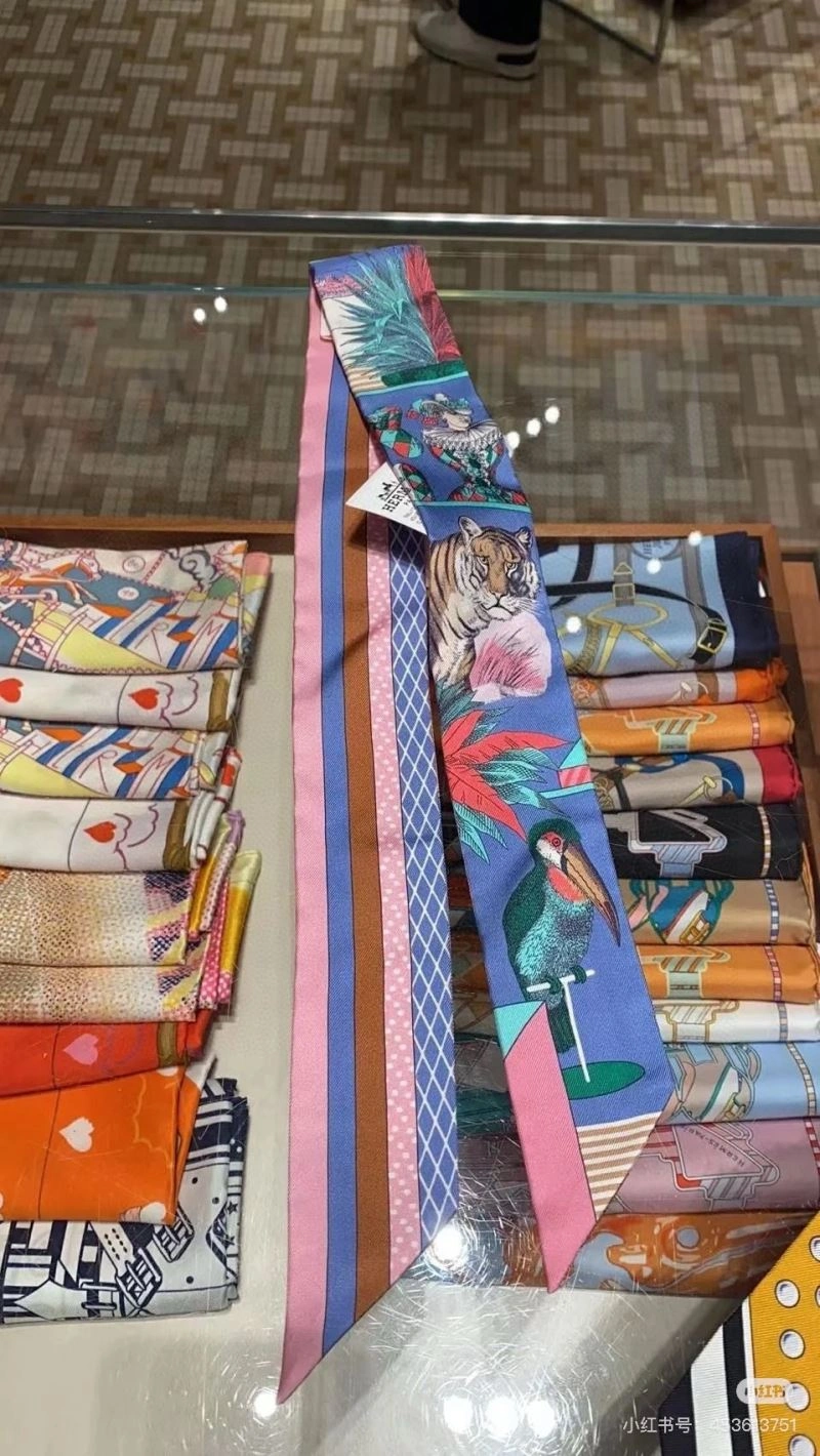 Hermes Silk