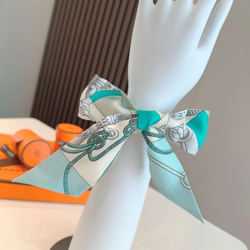 Precise copy Hermes Silk