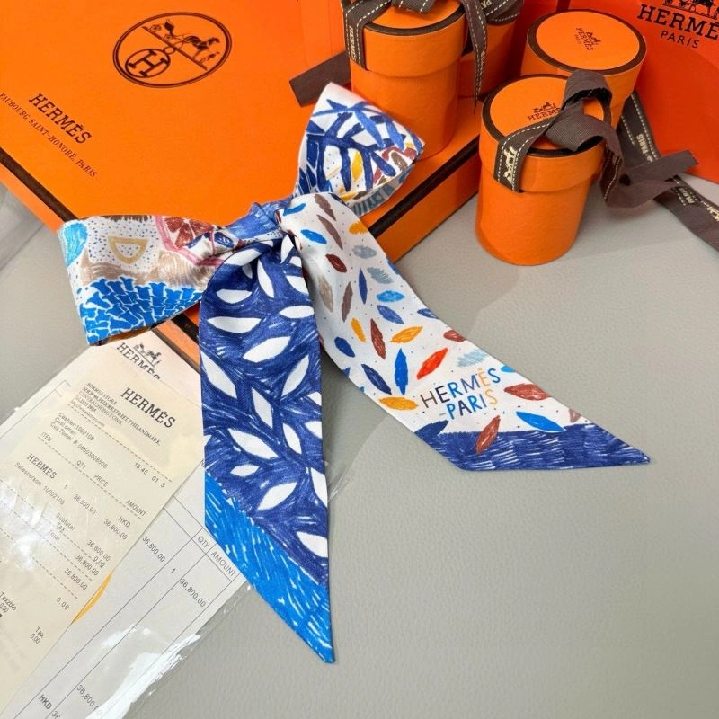Exact replica Hermes Silk