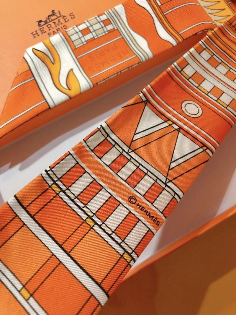 Brand-authenticated Hermes Silk