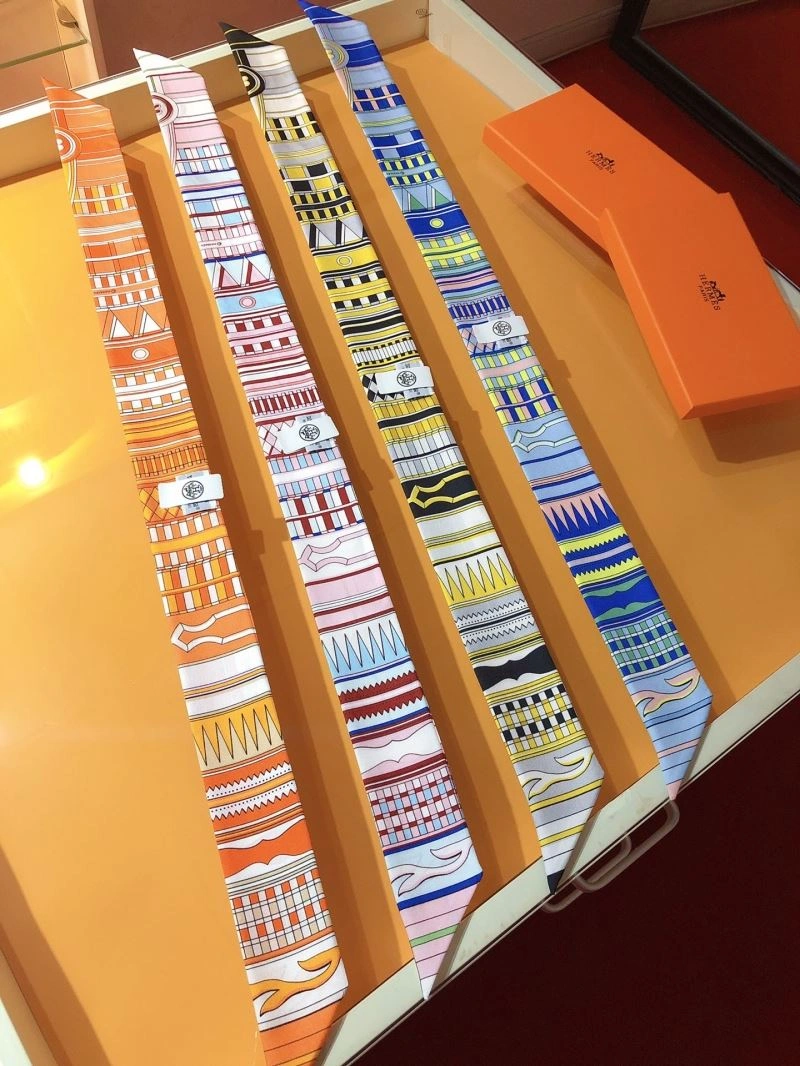 Brand-authenticated Hermes Silk