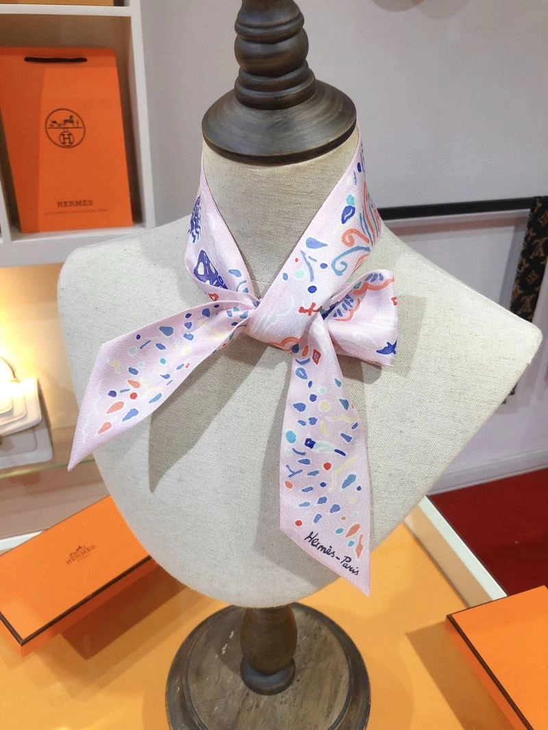 Exact replica Hermes Silk