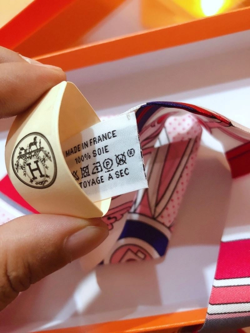 Value-priced Hermes Silk