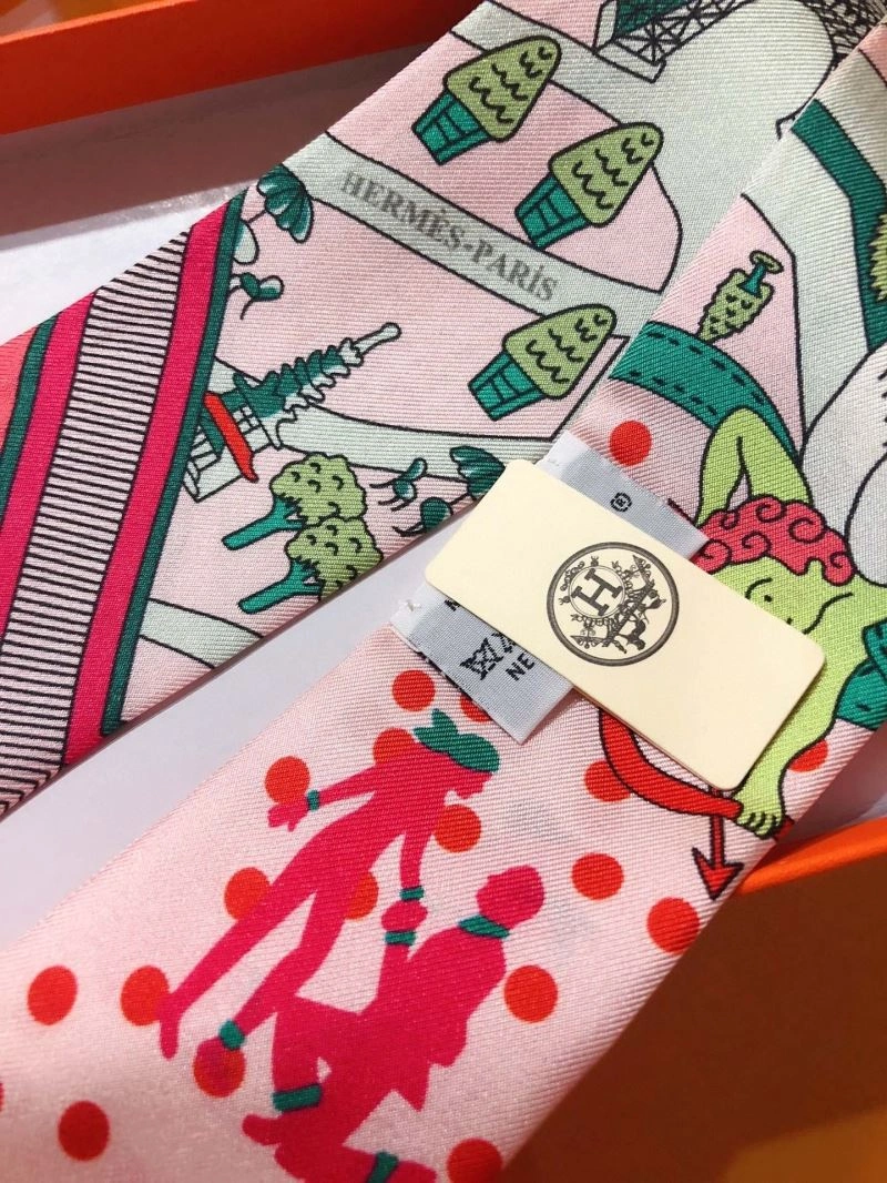 Exact replica Hermes Silk