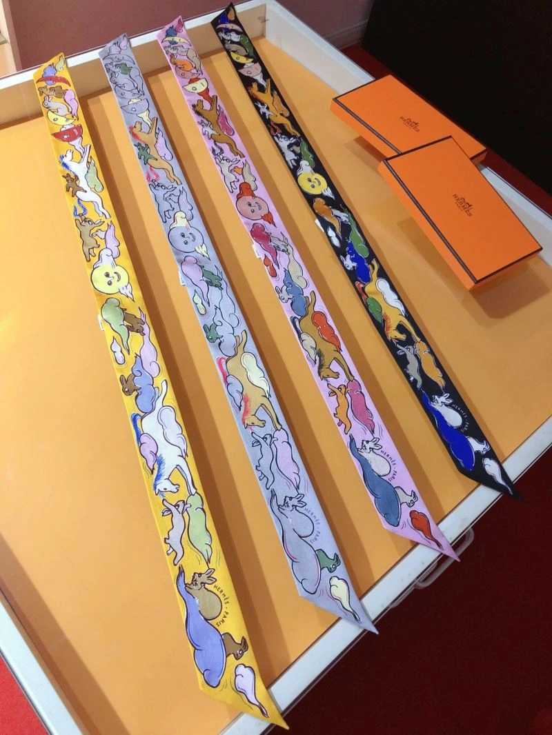 Hermes Silk