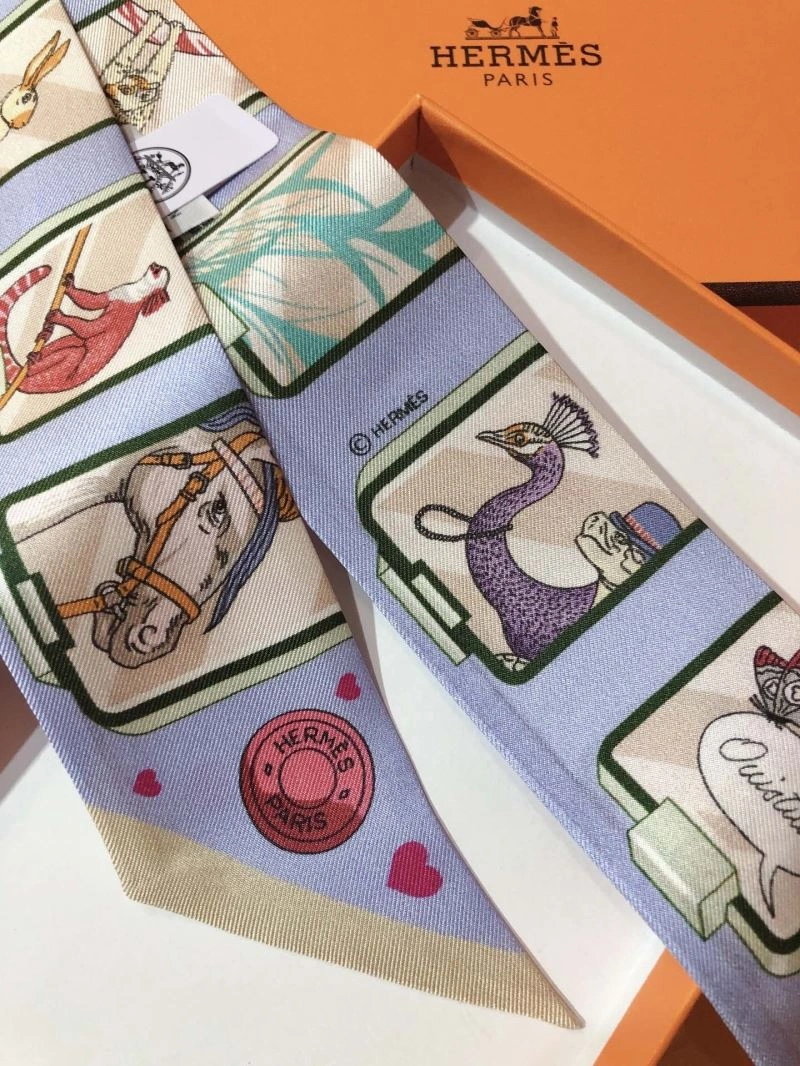 Indistinguishable Hermes Silk