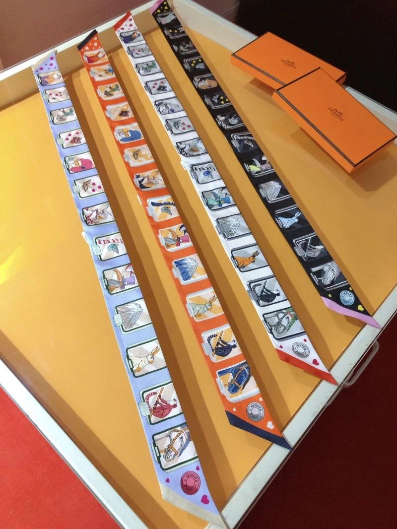 Hermes Silk