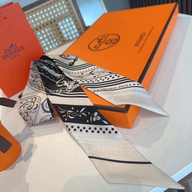 Value-priced Hermes Silk