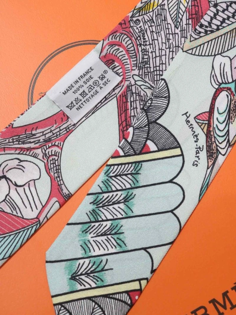 Indistinguishable Hermes Silk
