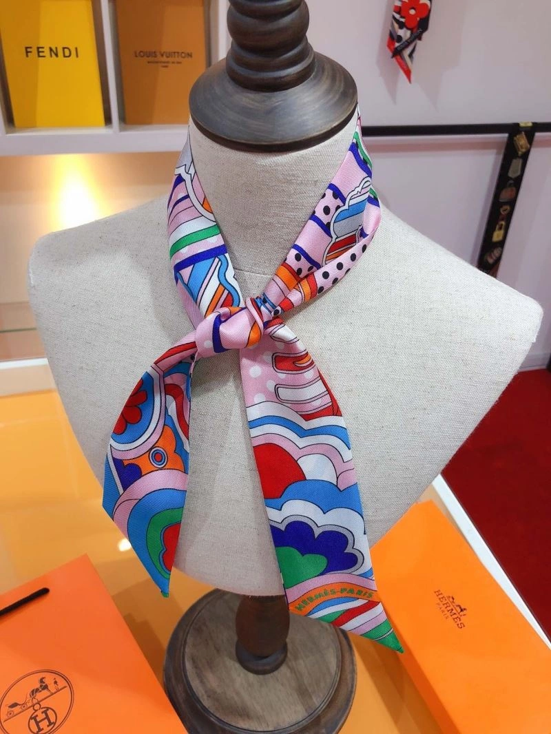 Accurate model Hermes Silk