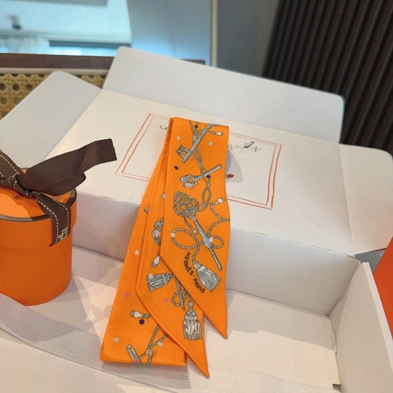 Accurate model Hermes Silk