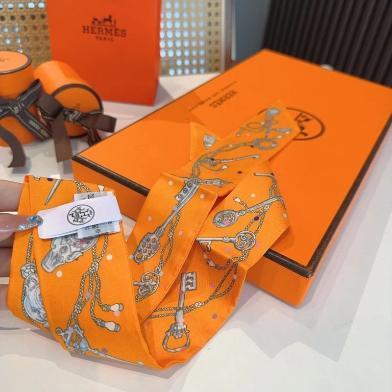 Accurate model Hermes Silk