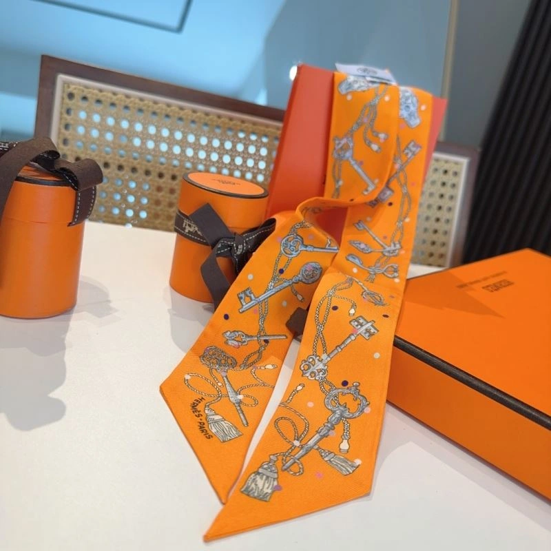 Accurate model Hermes Silk