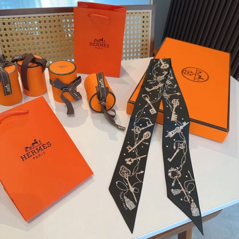 Brand-authenticated Hermes Silk