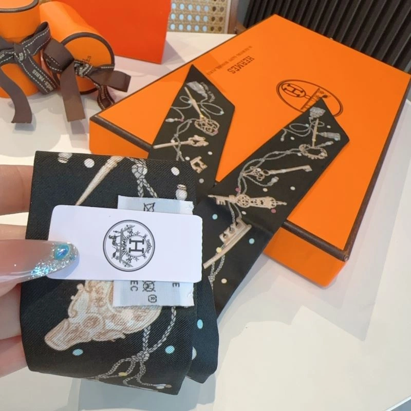 Brand-authenticated Hermes Silk