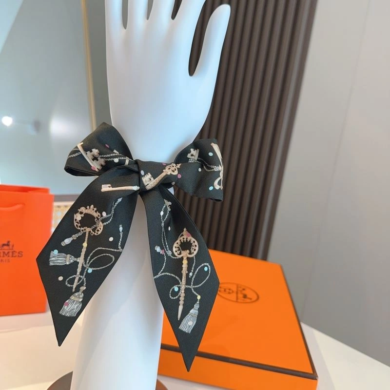 Brand-authenticated Hermes Silk