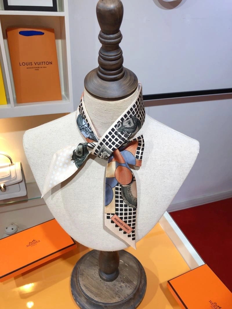 Accurate model Hermes Silk