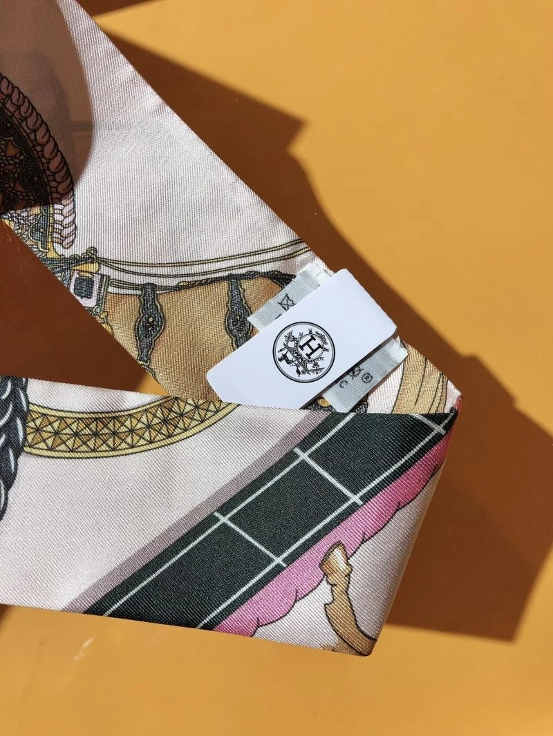 Value-priced Hermes Silk