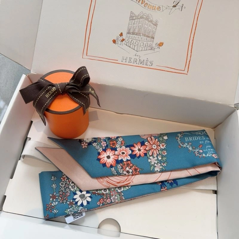 Accurate model Hermes Silk