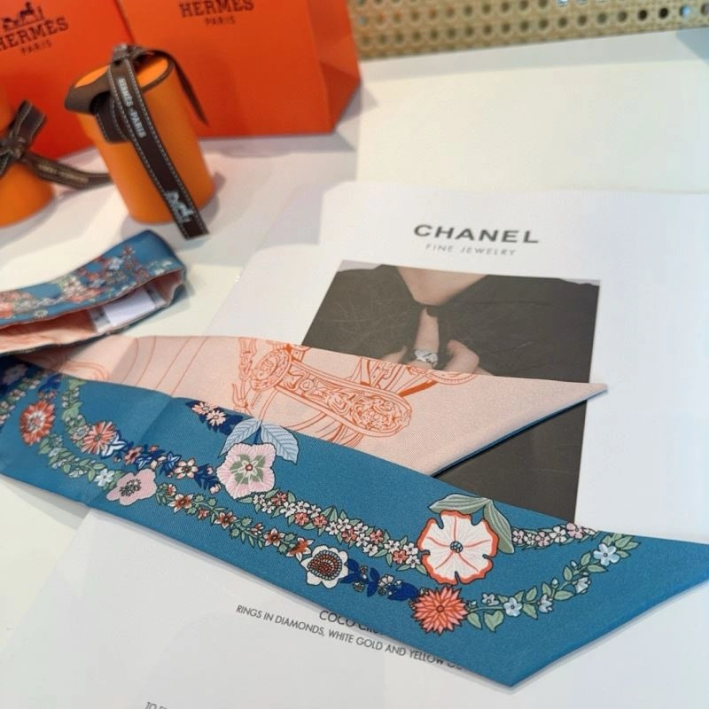 Accurate model Hermes Silk