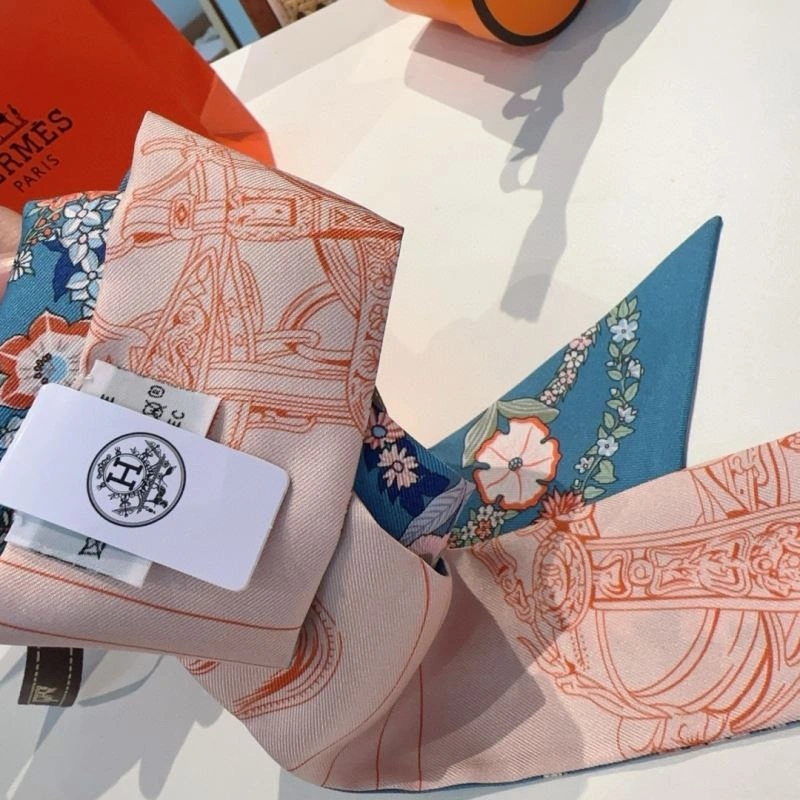 Accurate model Hermes Silk