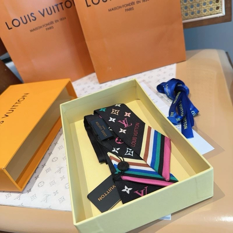 Value-priced Hermes Silk