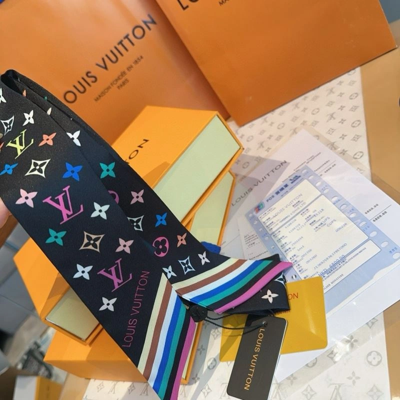 Value-priced Hermes Silk