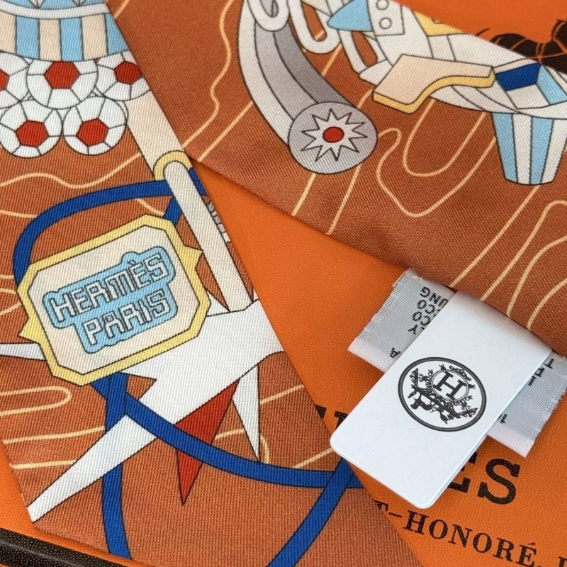 Accurate model Hermes Silk