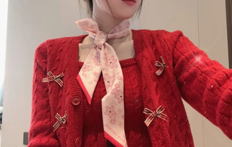 Hermes Silk