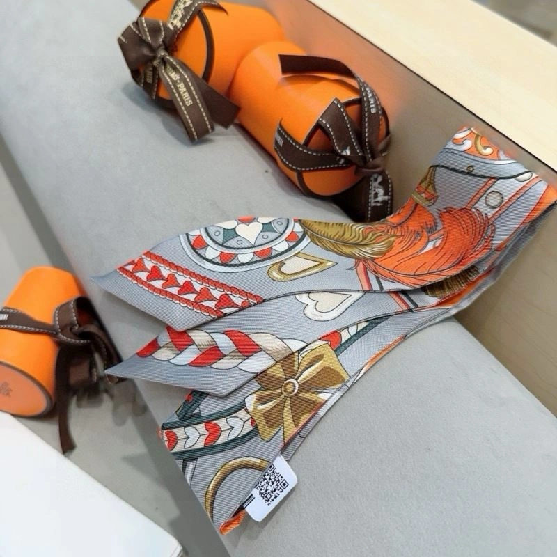 Value-priced Hermes Silk