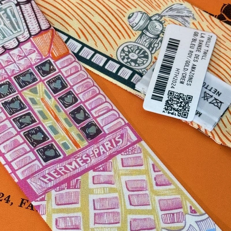 Value-priced Hermes Silk